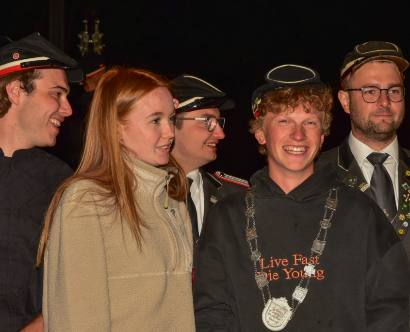 Simon Schauerte und Larissa Radke sind das neue Jungkönigspaar in ...